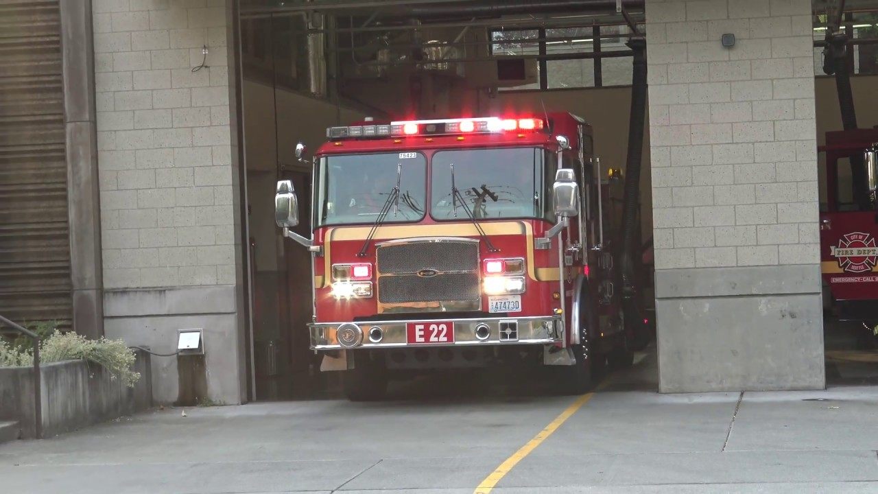 Seattle Fire Department - Engine 22 Responding Seattle Fire Department ...