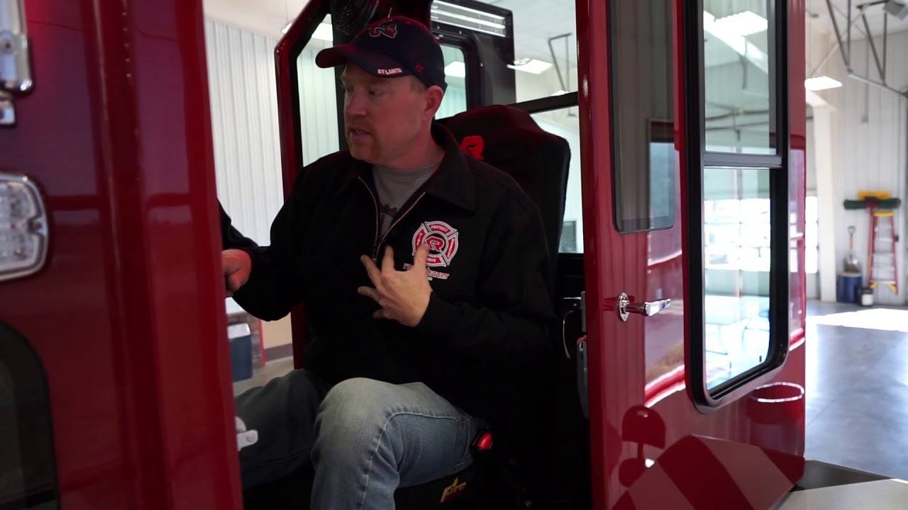 7558 - Seaside, OR - 100' Tiller Seattle Fire Department Seattle Fire ...