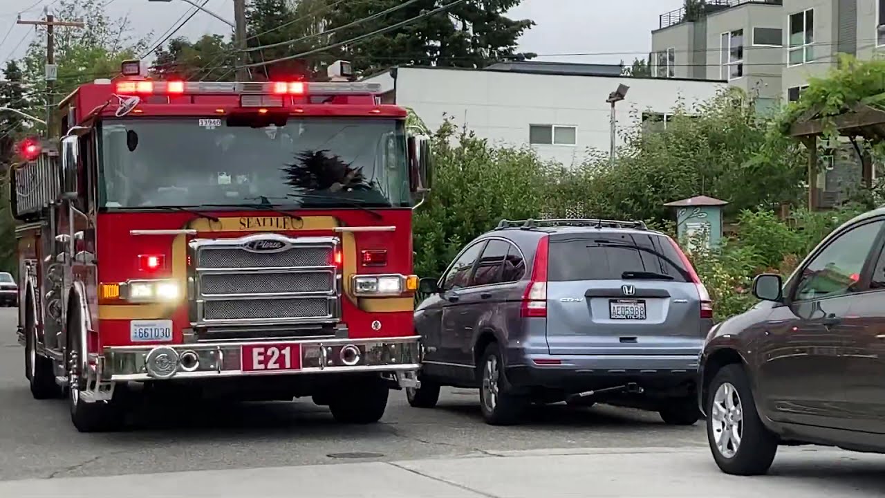 Seattle Fire Department-Engine 22 responding Seattle Fire Department ...