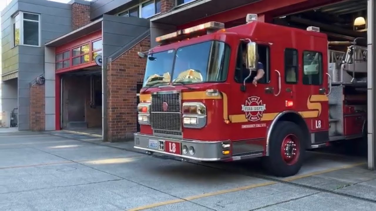 Seattle Fire Department-Ladder 8 Spare+Medic 18 Responding Seattle Fire ...