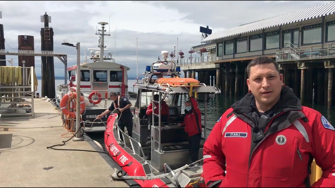 Tour of Fire Engine 5 & Rescue Boat 5 Seattle Fire Department Seattle ...